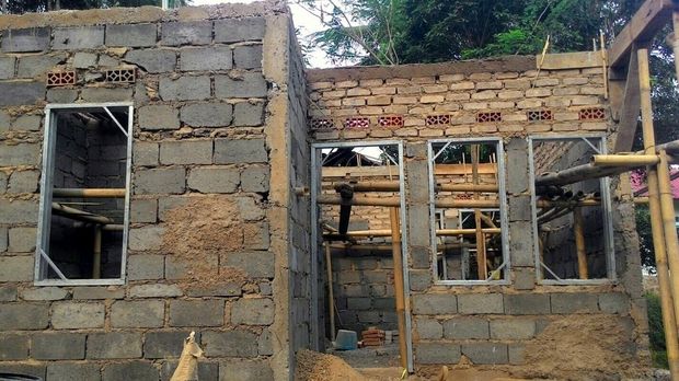 Di Balik Pembangunan Rumah Pak Andun Dari Gubuk Reyot Jadi Tembok Kokoh ...